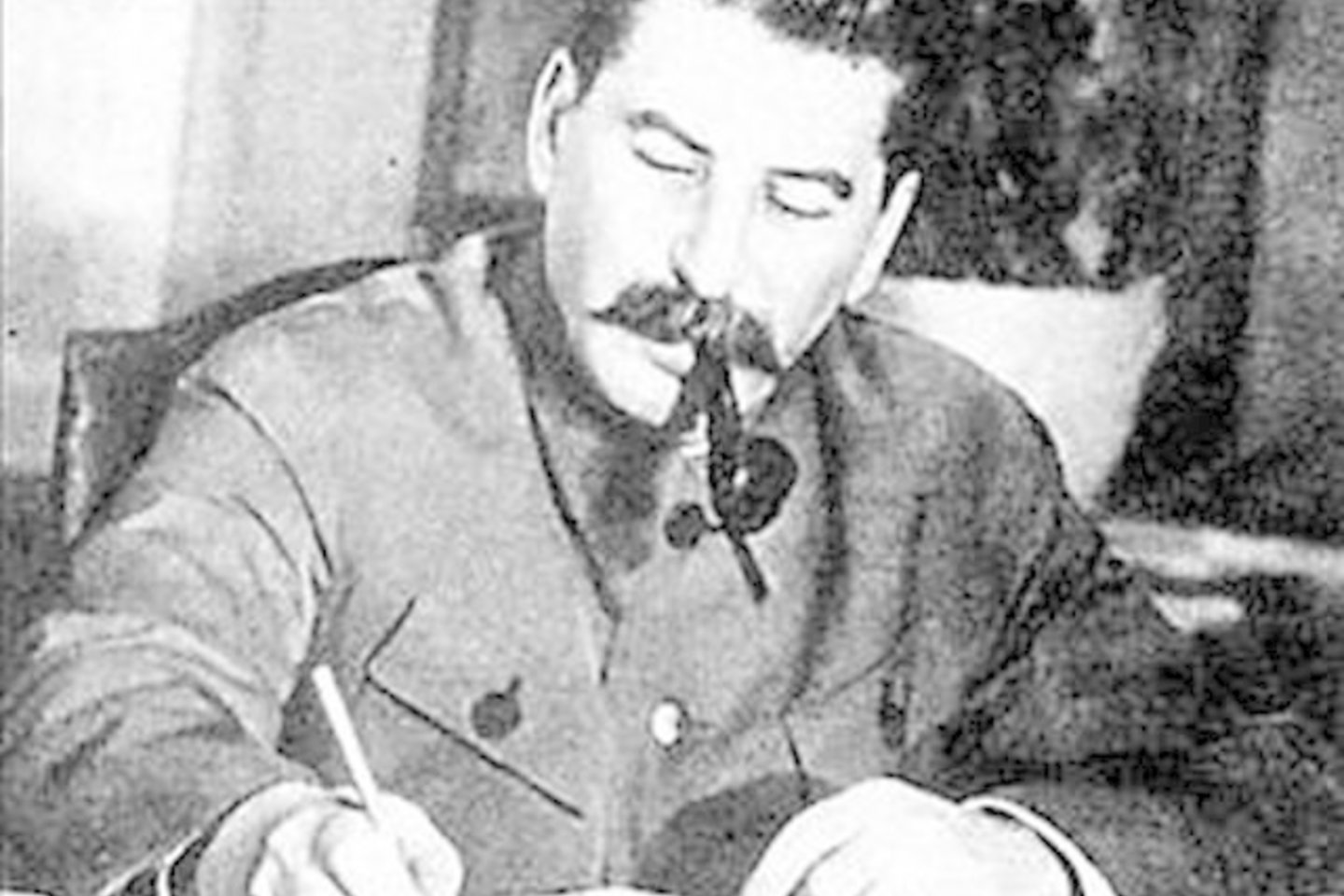 J.Stalinas cenzūruodavo nuogų vyrų paveikslus