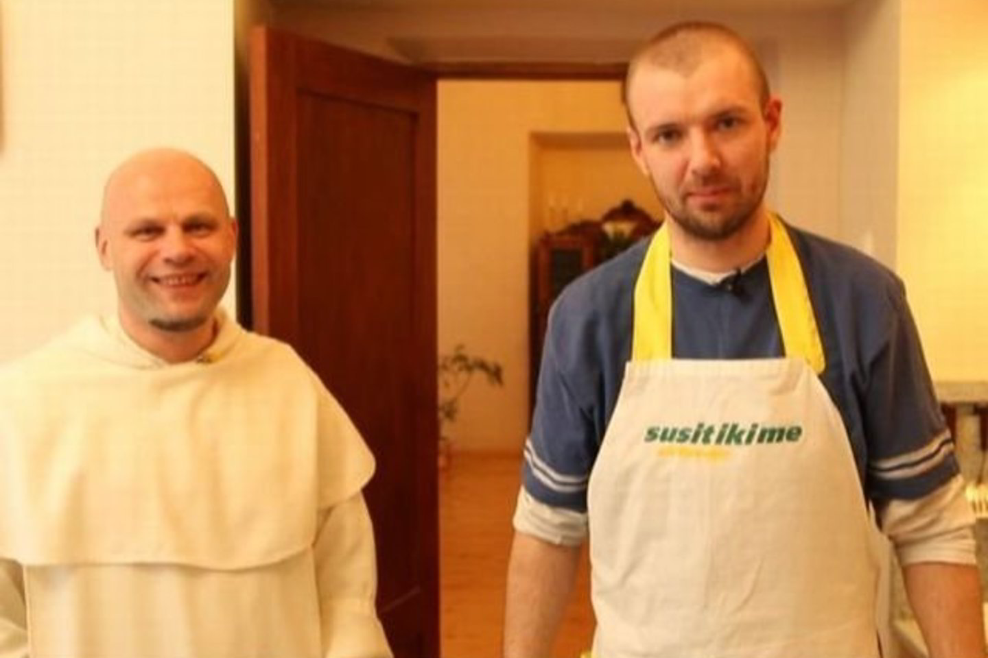 Brolis Pijus Didįjį penktadienį valgo tik duoną su vandeniu, o ...