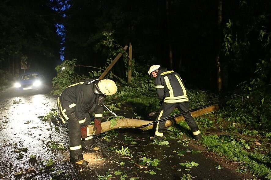 Vakarų Lietuvoje prasiautė škvalas, yra sužeistųjų