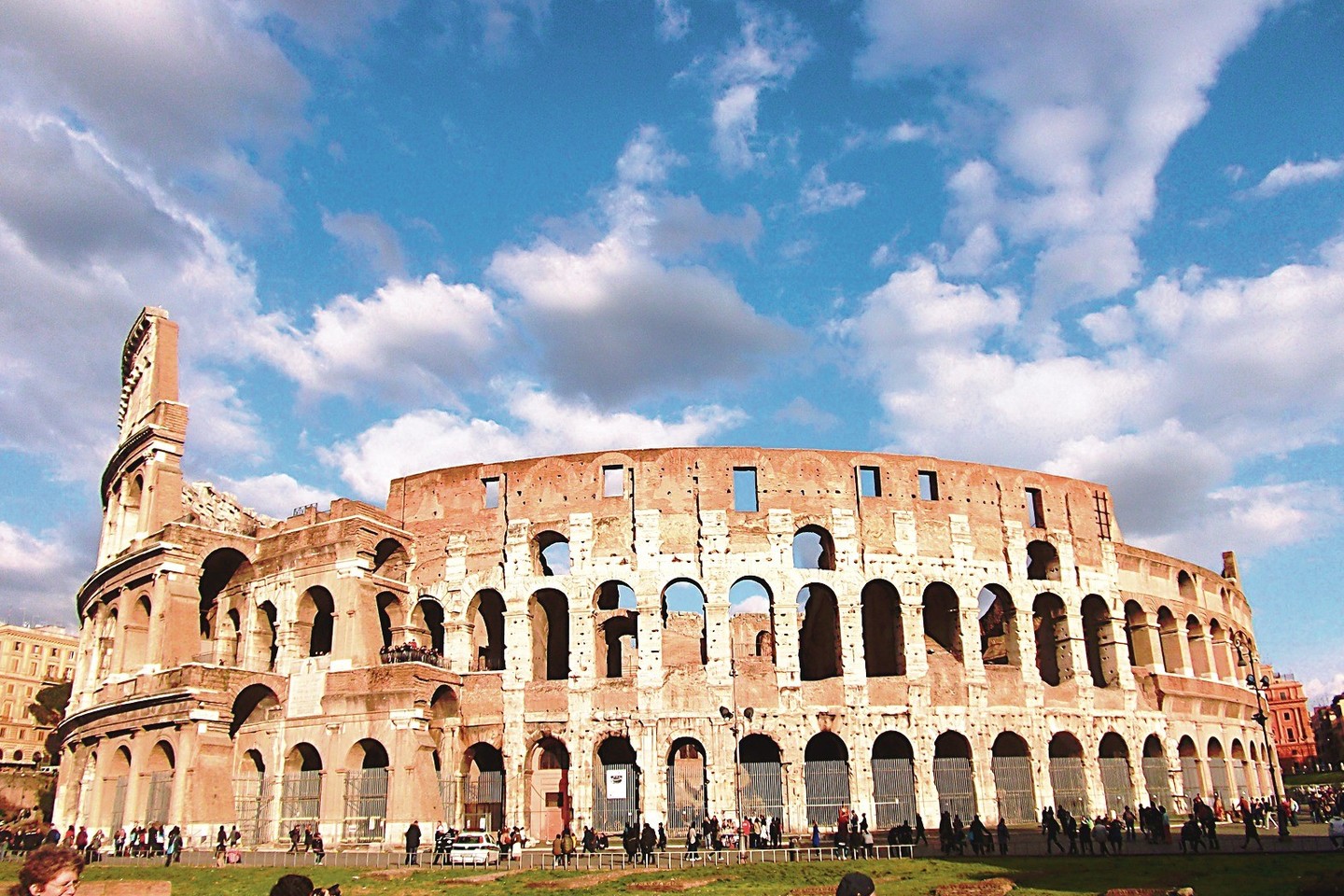 Roma Andriaus Užkalnio akimis: griuvėsiai, gyvesni už gyvenimą