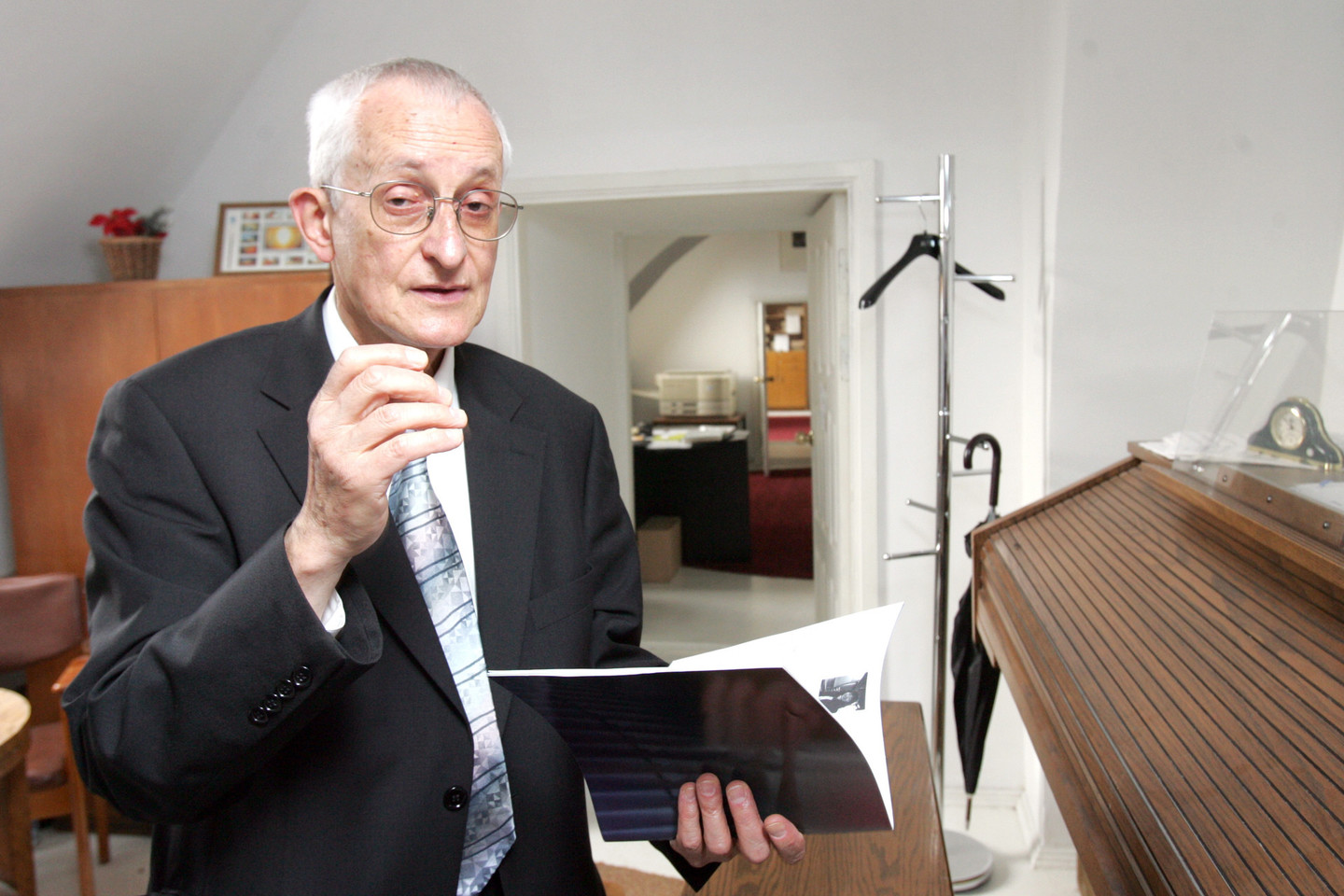 L. Digrio akys baigė kadenciją, tad jis vargonuoja atmintinai