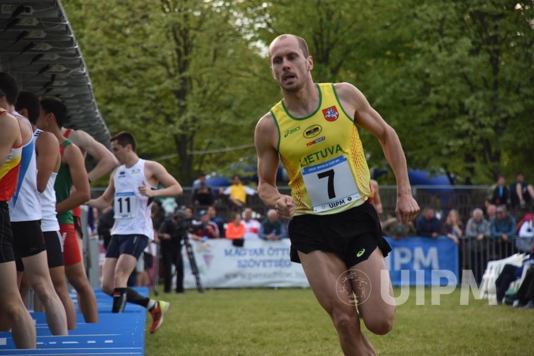 Justinas Kinderis pasaulio taurės etape Vengrijoje – šeštas