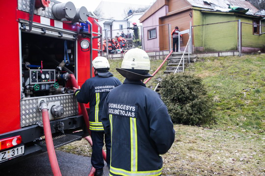 Antradienį tik per plauką nepasikartojo Kauno tragedija, kuomet gaisre ... Antradienį tik per plauką nepasikartojo Kauno tragedija, kuomet gaisre ...