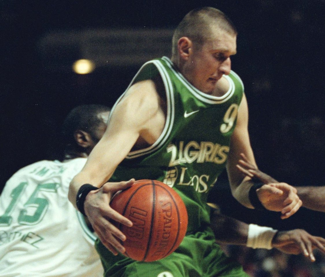 Triumfo žygis (6): Marijonas Mikutavičius apie „Žalgirį“ – sprandas ...