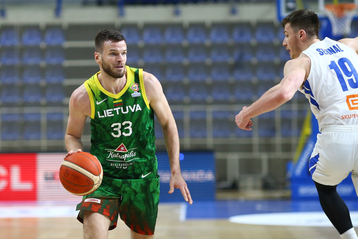 K. Maksvytis iš Lietuvos rinktinės „atkabino“ dar vieną krepšininką