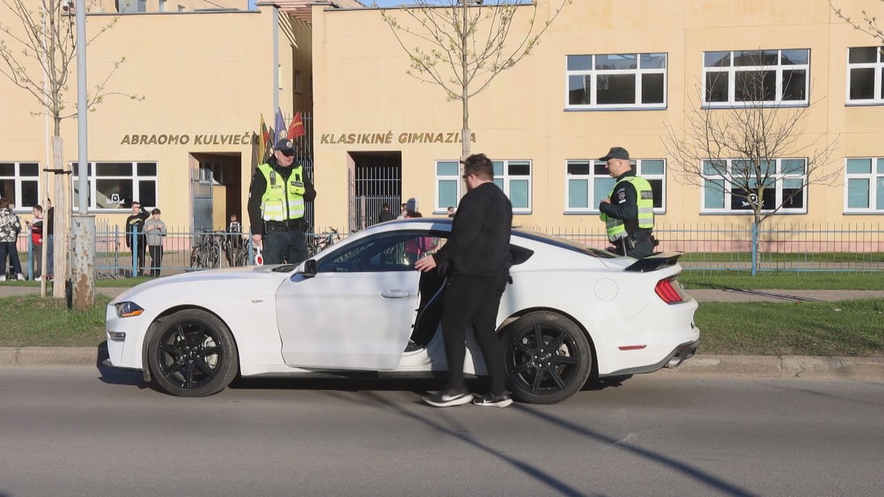 Kartais dėl rytinio streso kenčia vaikų saugumas: tėvai išleidžia ...