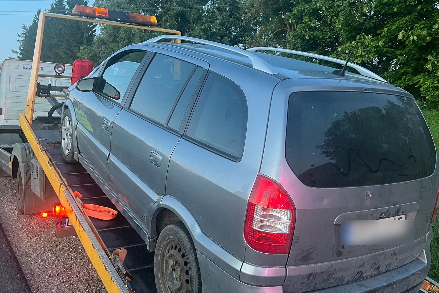 Prienų r. įkliuvo beteisis vairuotojas – bauda jam išrašoma jau ...