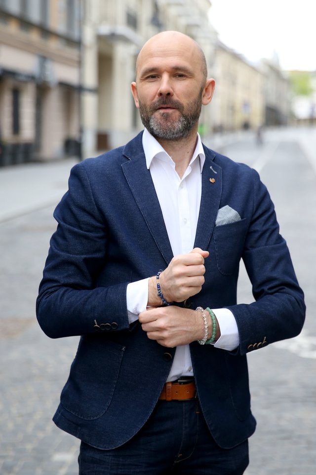 Laidų vedėjas Robertas Petrauskas ir jo mylimoji Vaida Navickaitė ...