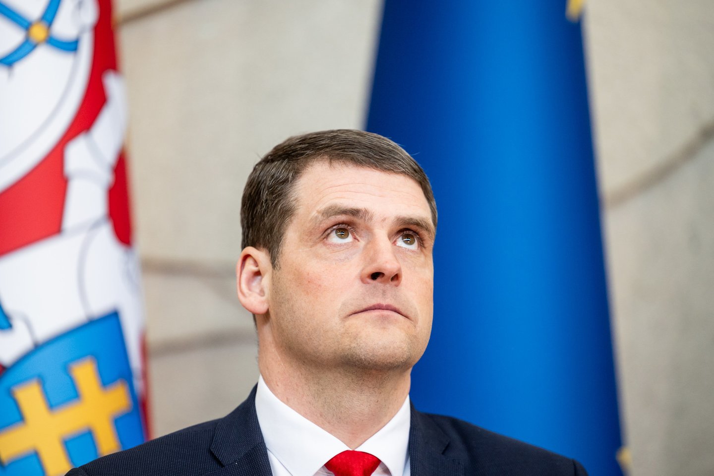 R. Žemaitaičio kelionė pas E. Muską baigėsi Vilniaus oro uoste ...