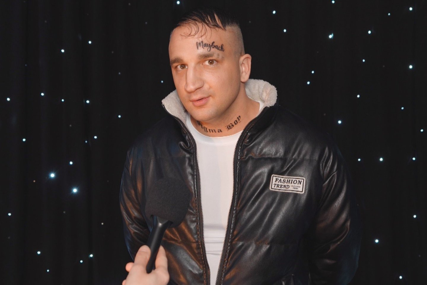 Išmatas dėl peržiūrų valgęs Maybachas dėl reputacijos nesijaudina: „O ...