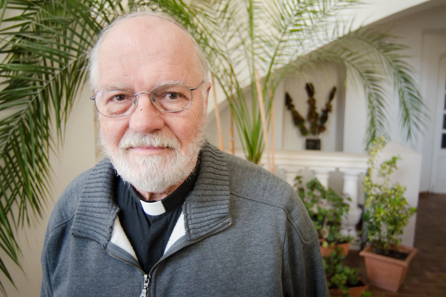 Mirė garsus Lietuvos kunigas Antanas Saulaitis