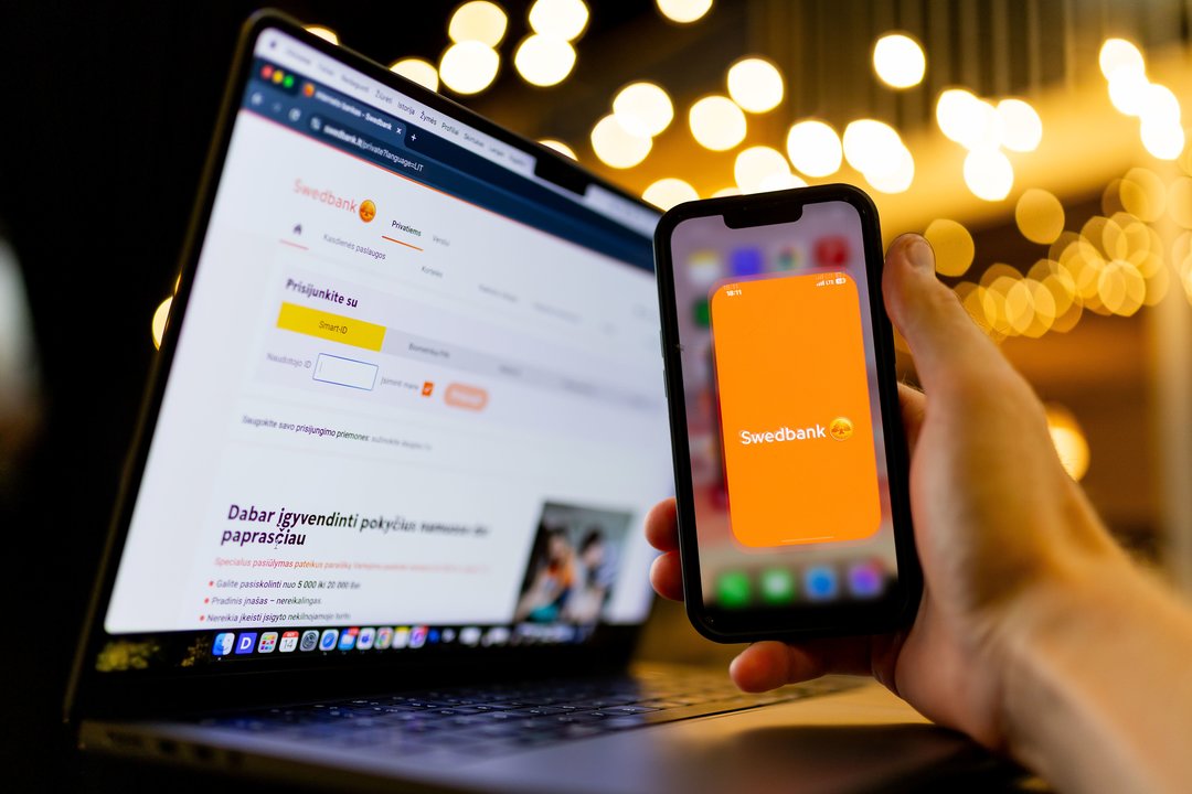 Sutriko banko „Swedbank“ veikla