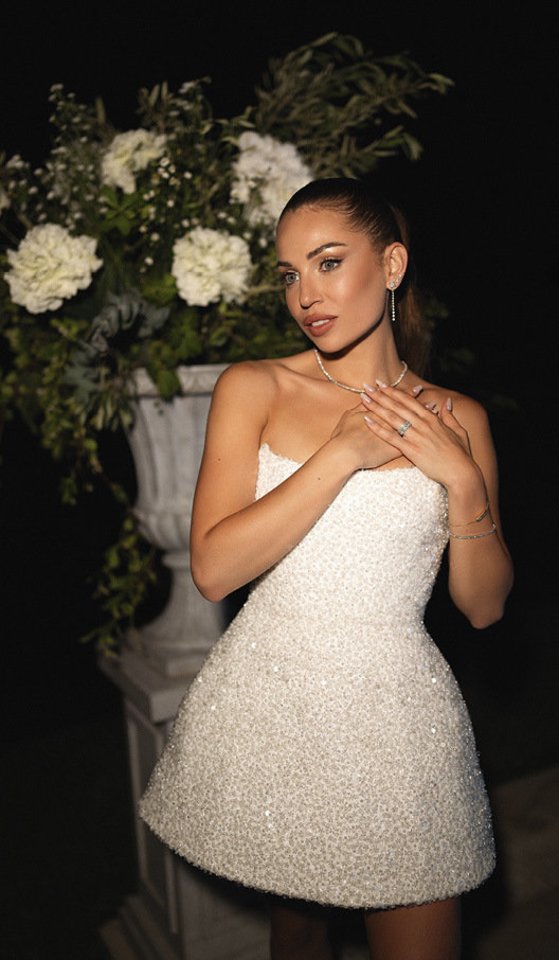 Vestuvių puotai Dana Ribas savo sūnui Patrikui užleido nuosavą ...