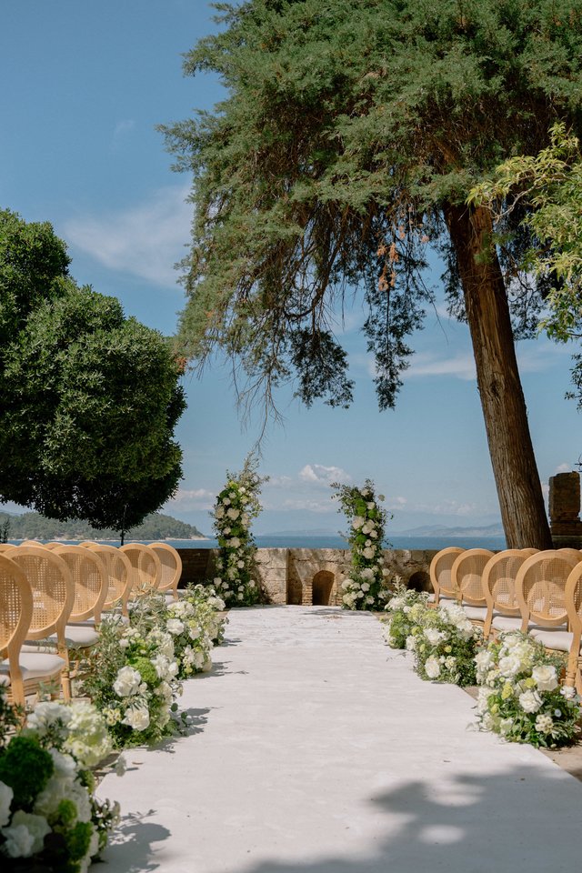 Vestuvių puotai Dana Ribas savo sūnui Patrikui užleido nuosavą ...