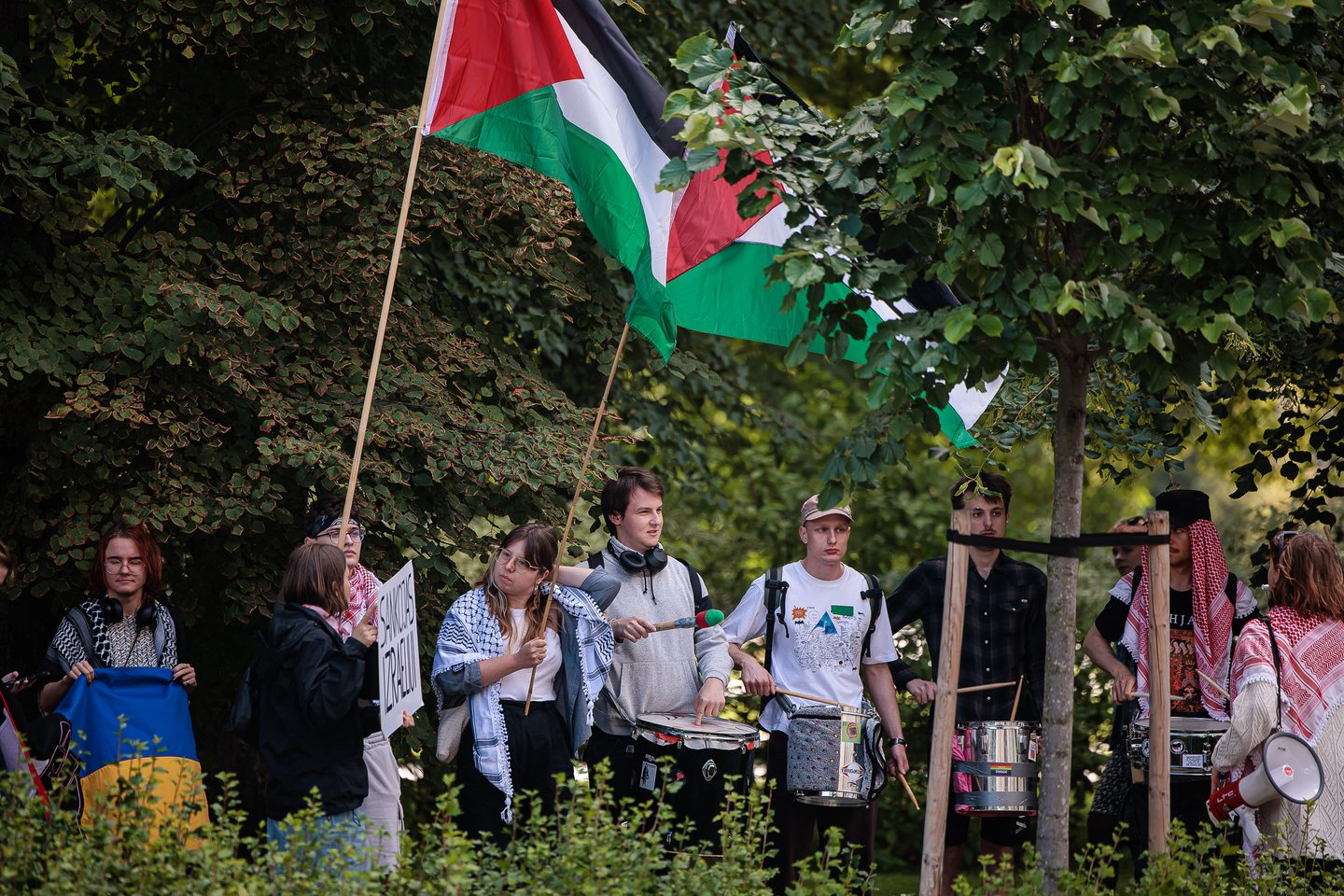 Izraelio ministro vizito metu – protestas prie URM: kritikuoja Lietuvos ...
