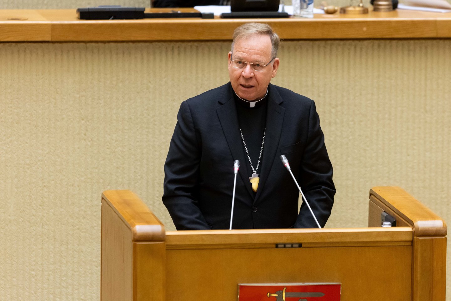 „Prieš valstybę įvyko sąmokslas“: valdovų lobį priglobusiai Bažnyčiai ...
