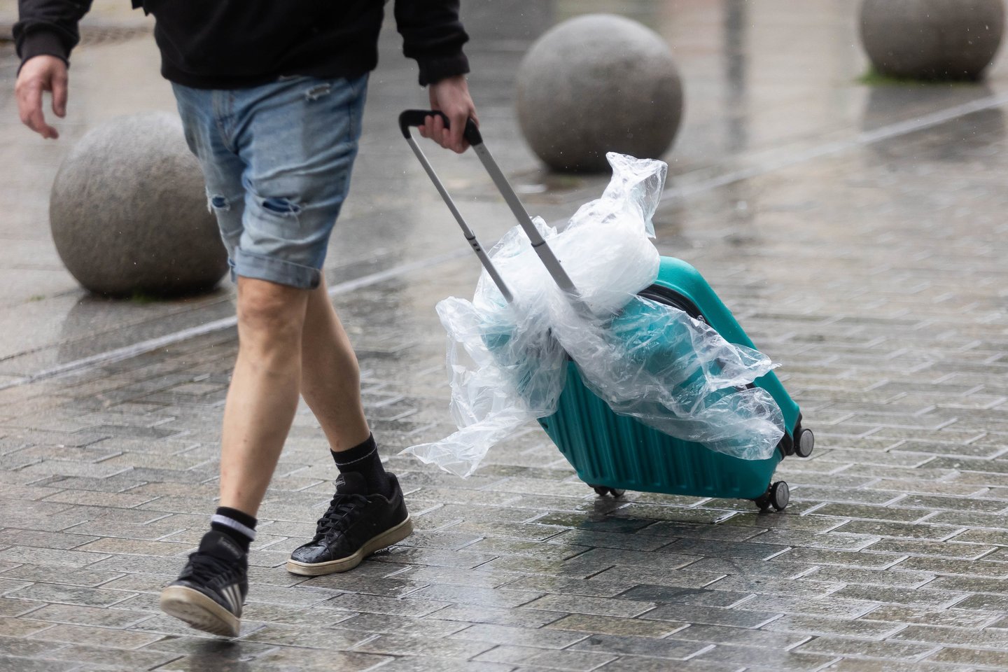 Sinoptikė perspėja apie laukiančius orus: gali užklysti audringas ciklonas