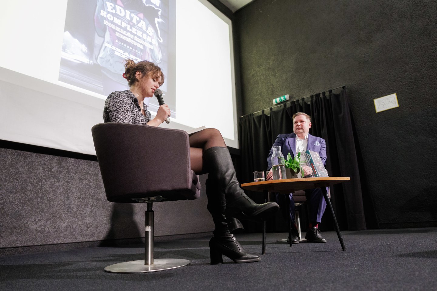 Kino centre Rimantas Kmita pristatė savo naują romaną – „Pietinia ...