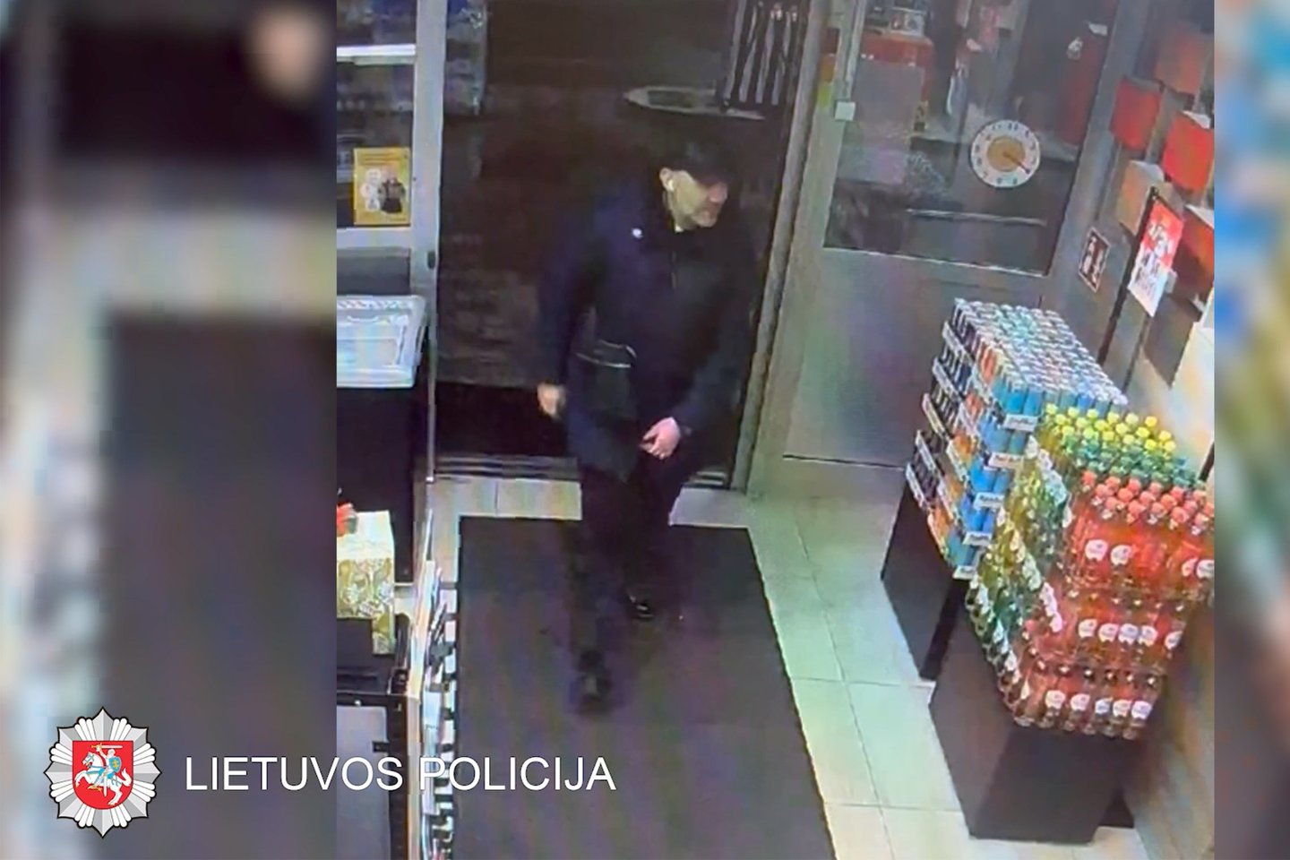 Sostinės policija ieško vagišiaus, kurio grobių tapo automobilyje ...